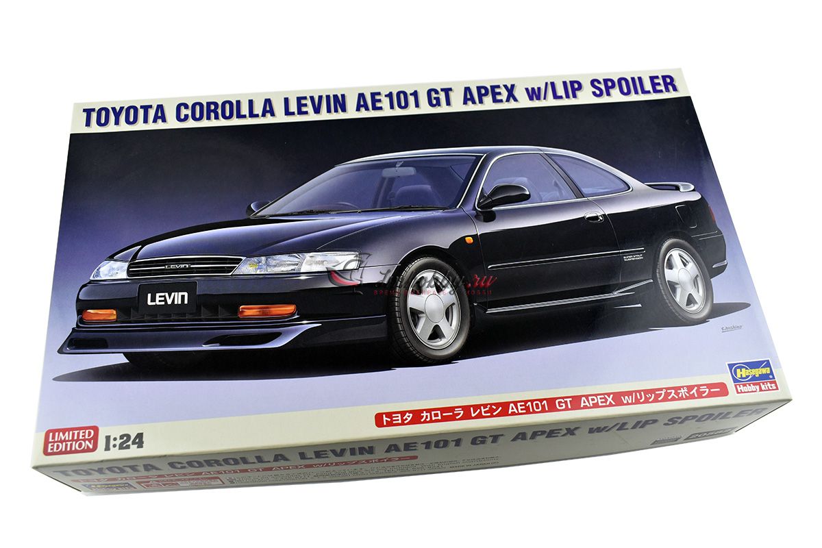Toyota Corolla Levin AE101 GT Apex w/Lip Spoiler масштаб 1:24 Hasegawa HS20582