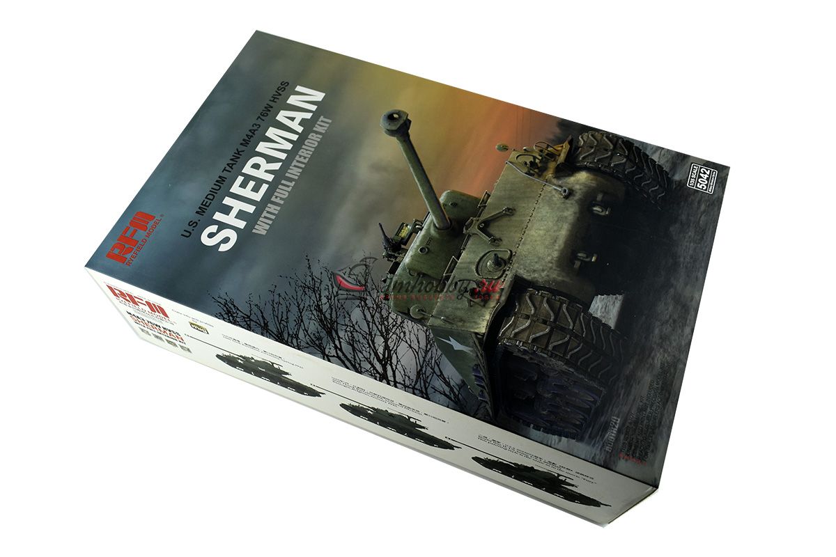 M4A3 76W HVSS Sherman With Full interior and workable track links масштаб 1:35 Rye Field Models ...